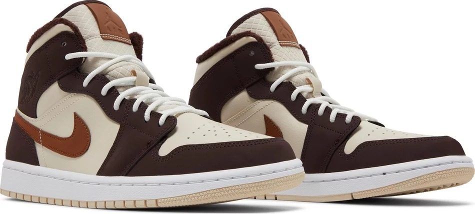 Jordan 1 Mid SE Brown Basalt Oatmeal - SneakerOwner